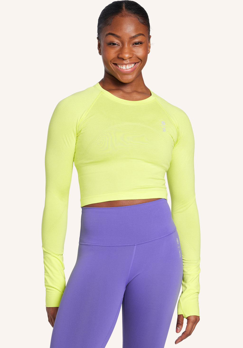 Swiftly Tech Cropped Long-Sleeve Shirt 2.0 – Peloton Apparel UK